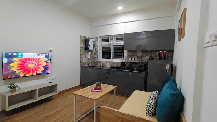 Balcony 1bhk(acinbedroom)koramangala (No Car Park) - Bengaluru
