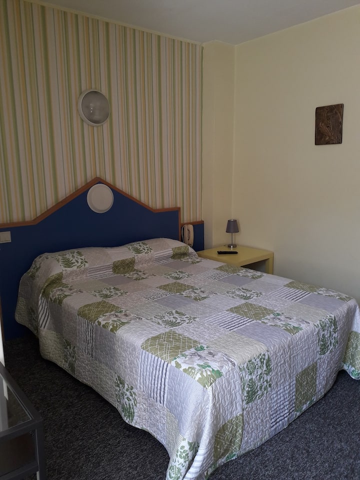 Chambre Double éConomique Wc Ext - Chalon-sur-Saône