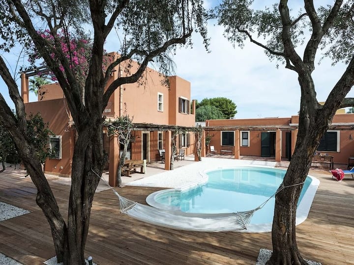 Relais Virginia & Pool - Villa Max - Marsala