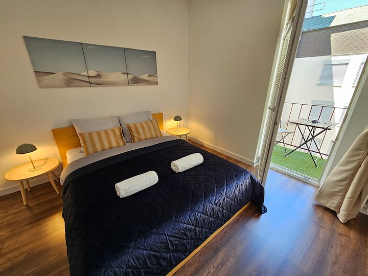 Old Town Promenade Apartment /2 Rooms/55m²/balcony - Bratislava