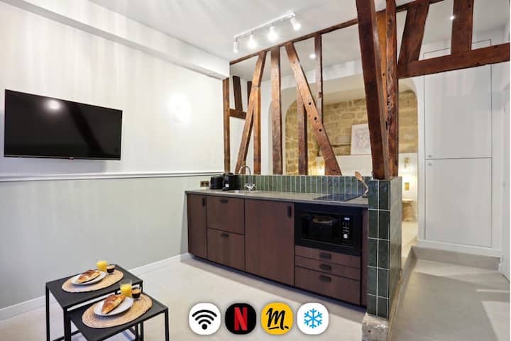 Appartement Typique - Le Marais - Paris