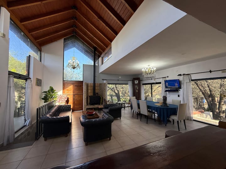 Amplia Casa En Una Hectárea - Provincia de Santiago del Estero