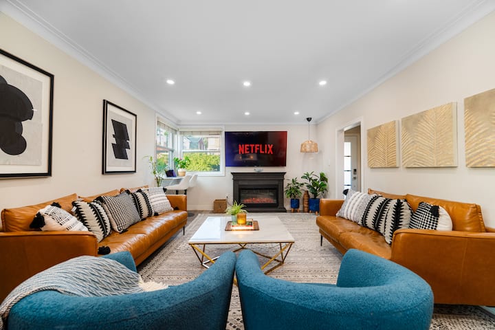 Luxe Family Oasis | Hot Tub & Playground | Near Dt - Mississauga