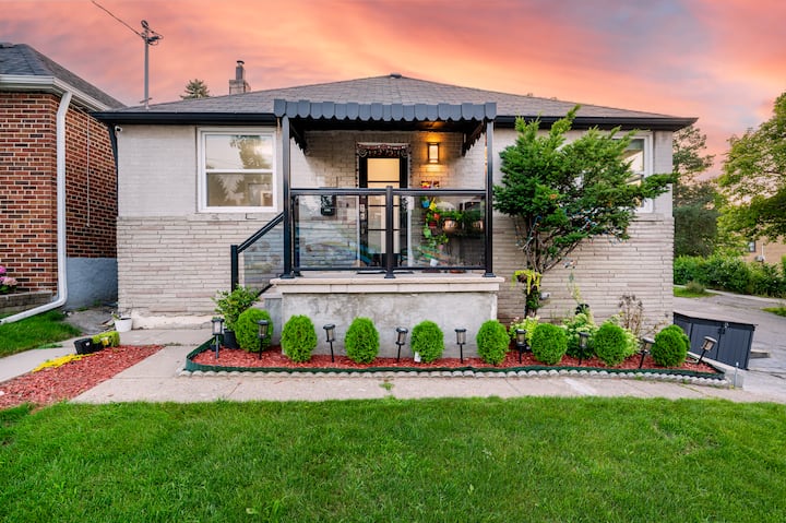 Top Rated Luxe Home | Hottub | 15 Min To Dt & Lake - Toronto