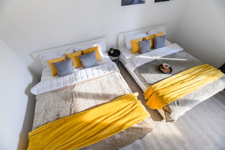 Большая квартира на 12 людей - Kazakhstan