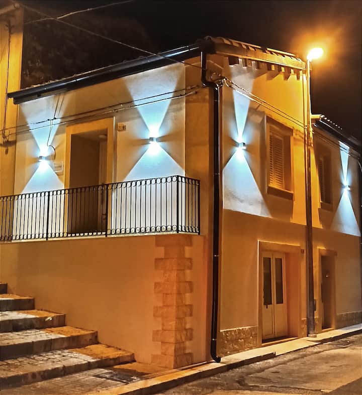 Ad Un Passo Dal Centro Storico. - Palazzolo Acréide