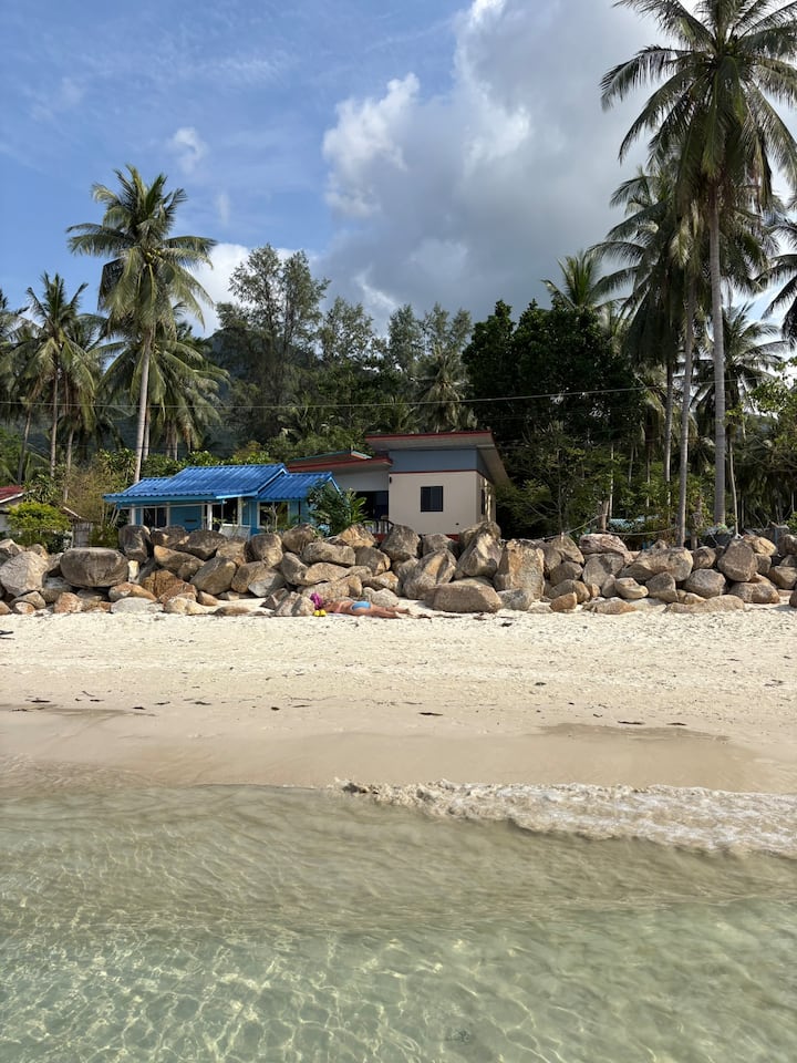 The Beach House In Chaloklum - 帕岸島