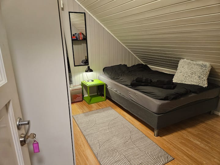 Eget Rom Og Bad I Hamna . - Tromsø