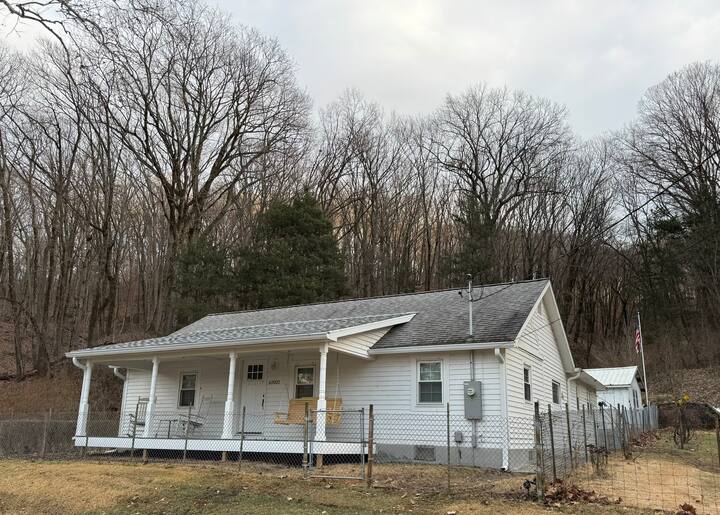 The Marble Creek Cottage - Cincinnati Township