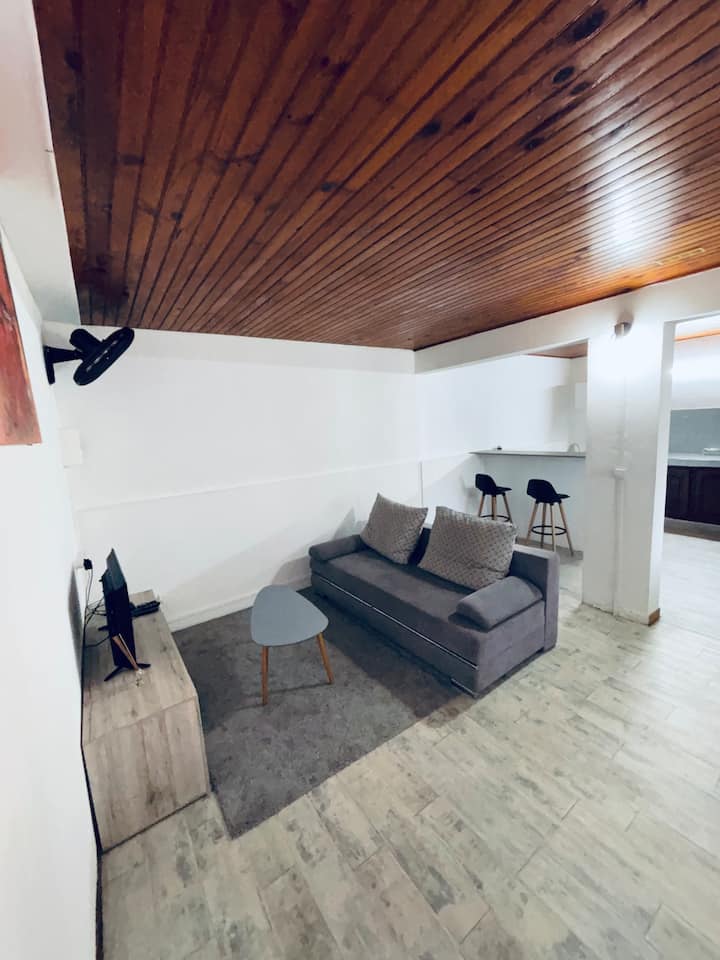 Cozy Ac F2  Near Airport & Galleria. - 마르티니크