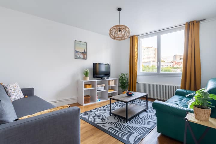 Appartement Cosy Au Calme à 9min à Pied Du Tram A - Gare de Clermont-Ferrand