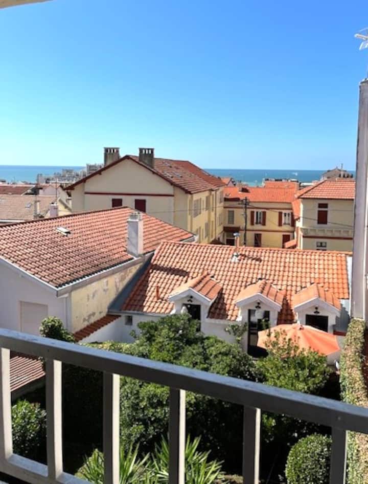 Aperçu Mer. La Plage Et Le Centre à 10 Mn à Pied. - Biarritz