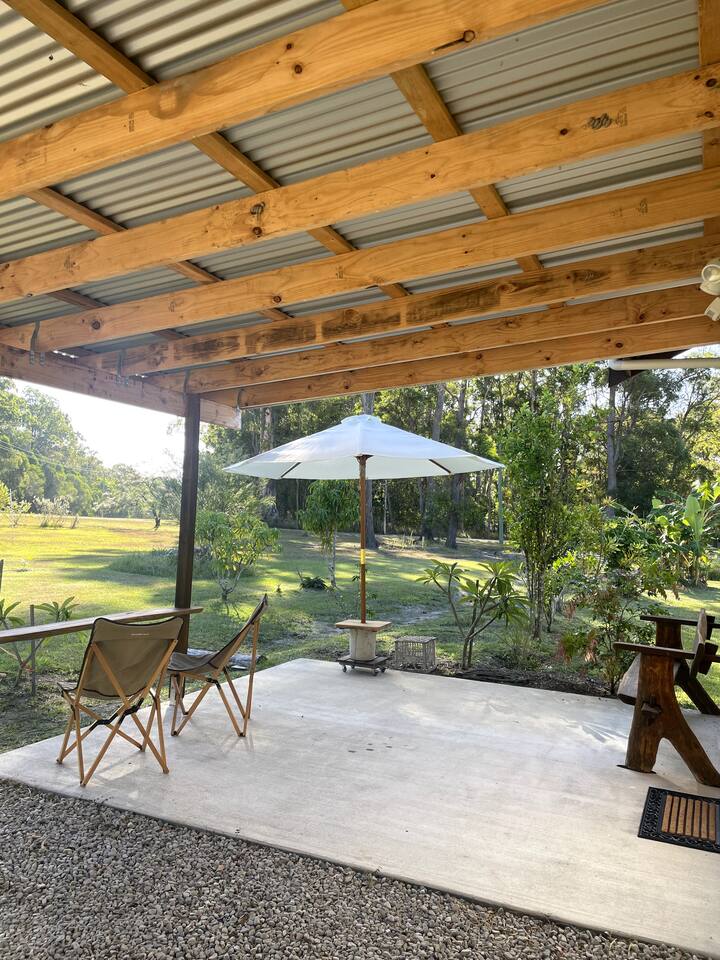 Mapleshack - Maclean