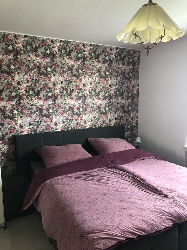 Zentrale Wohnung Für 2-4 Pers - Langenfeld