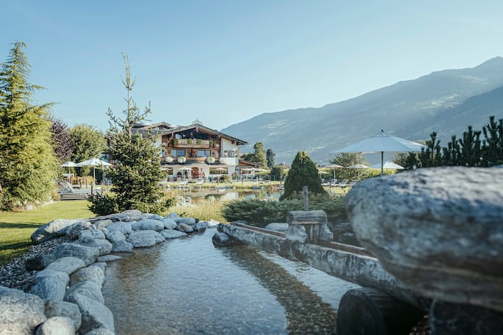 Apartment Enzian Mit Balkon - Zillertal