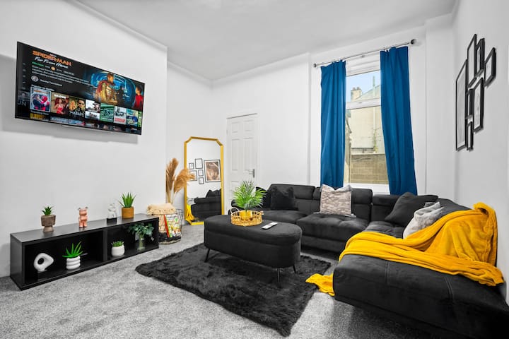 Anfield 4-bed Spacious Haus - Liverpool, UK