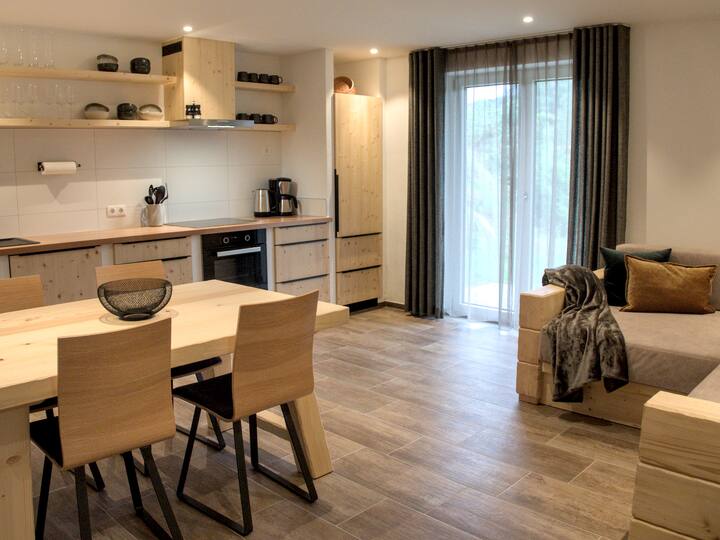 Sonnige Südecke Für 4 Personen | Wohnung 7 - Böbrach