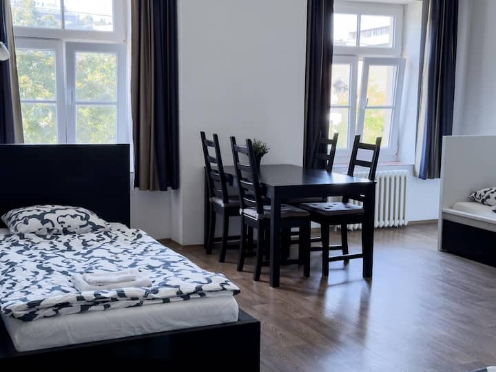 Apartment With 3 Beds In The Old Town. - Bratislava
