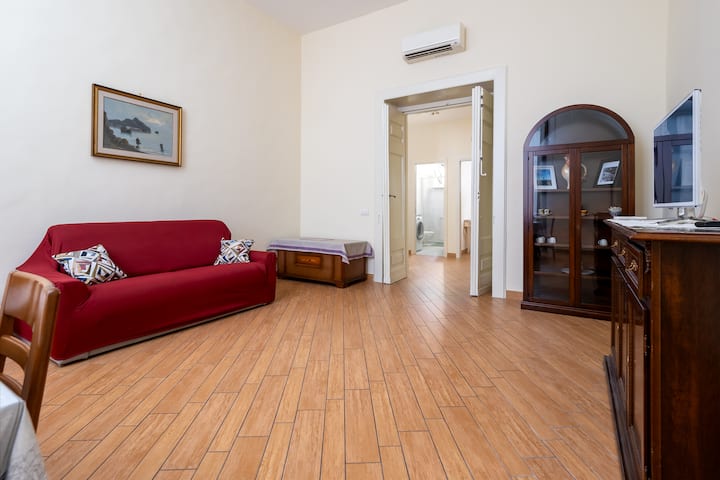 Maya Home - Confort Au Cœur Du Centre Historique - Sorrento