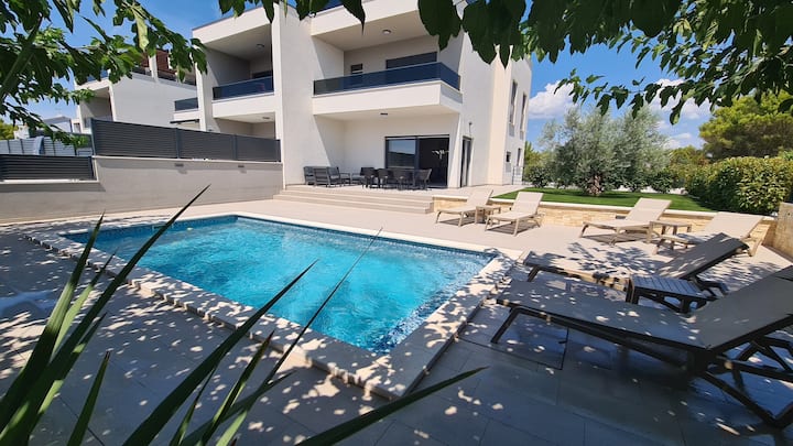 Villa S&l - Šibenik