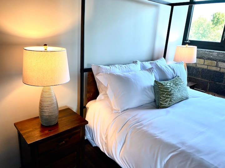 Loft #7 Luxury 1 Bedroom - Jay Cooke State Park, Carlton
