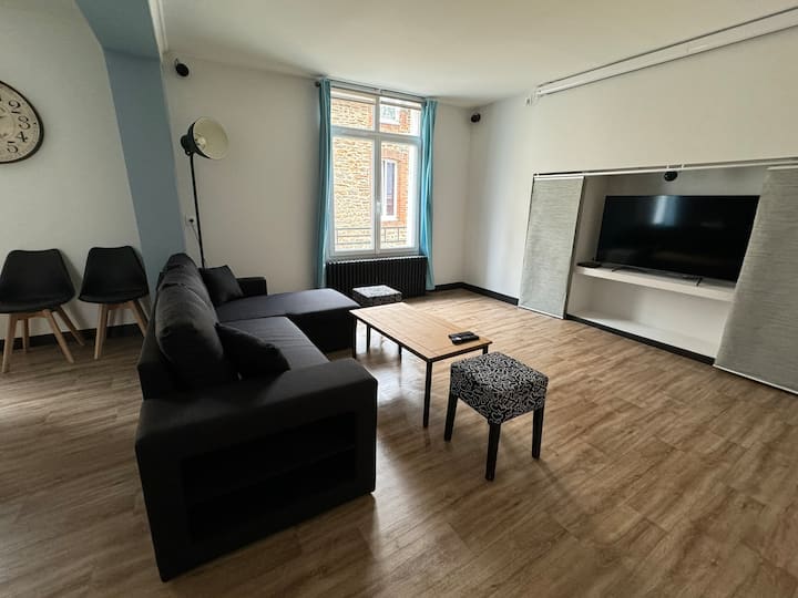 Appartement En Centre-ville - Local Vélos - Mayenne