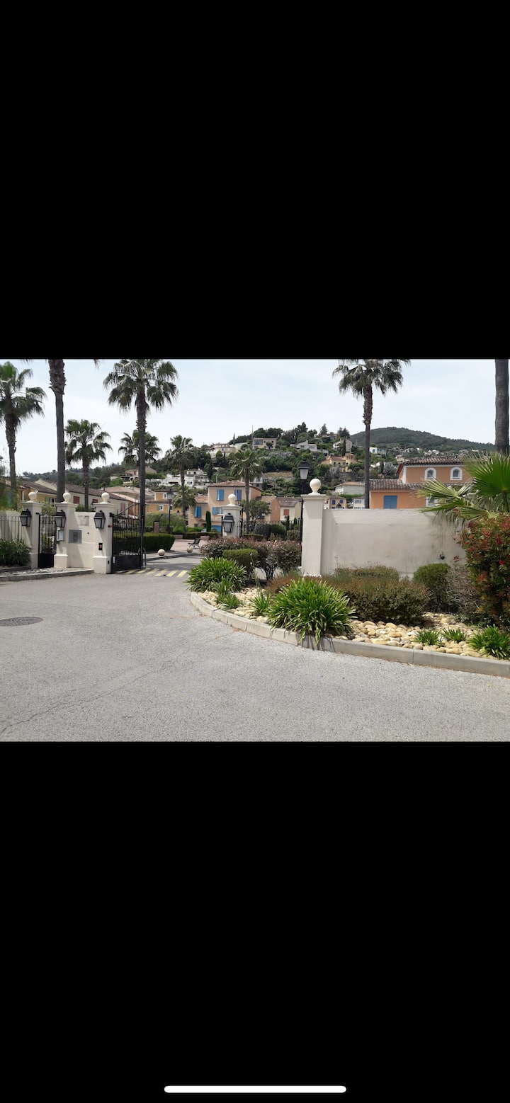 Mandelieu 06 - Villa 3 Chambres - Mandelieu-la-Napoule