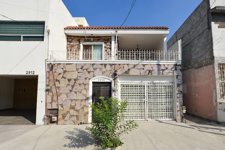 ¡Duplex En Chepevera! 11 Camas + Wifi + Parking - Monterrey