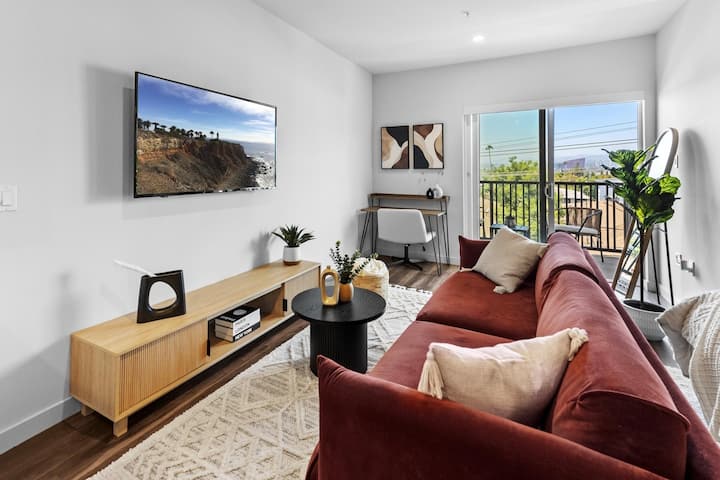 Luxury Apt Centrally Located In West Hollywood - Hollywood