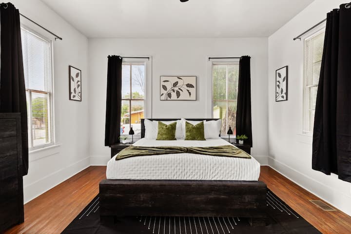 Near Ft Sam, Frost Bank, Alamodome, Downtown - San Antonio, TX