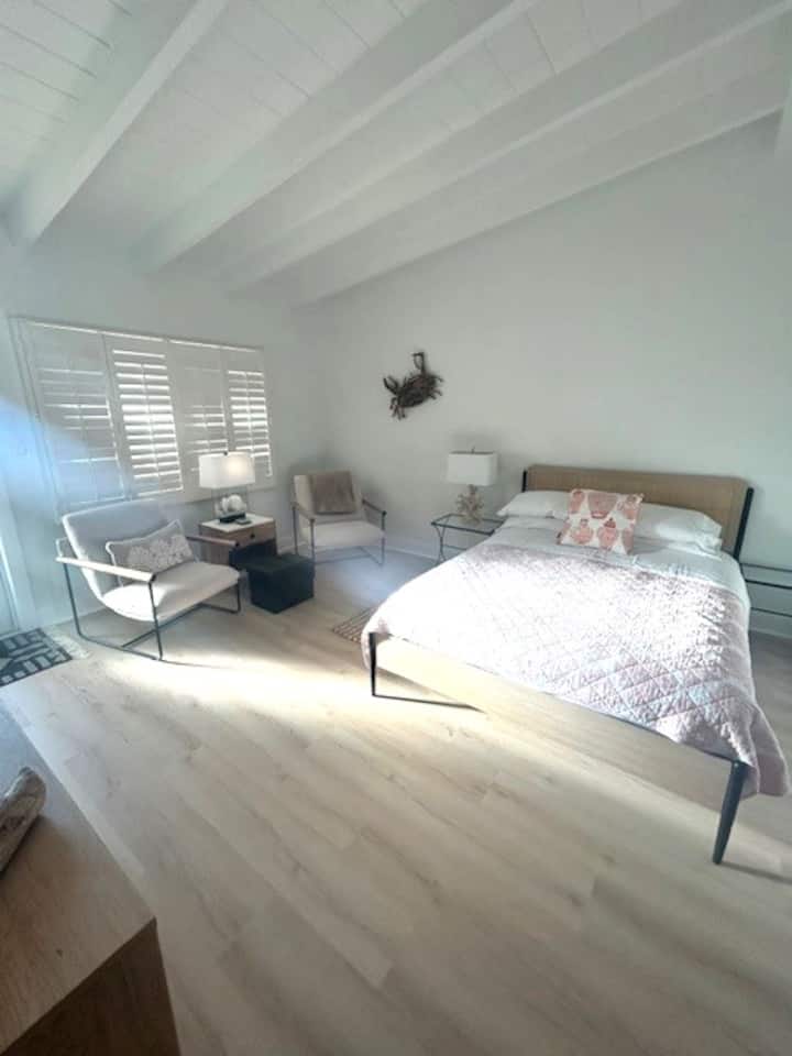 Casa Mar 27 Studio Pool View - Steps To Beach - シエスタ・キー, FL