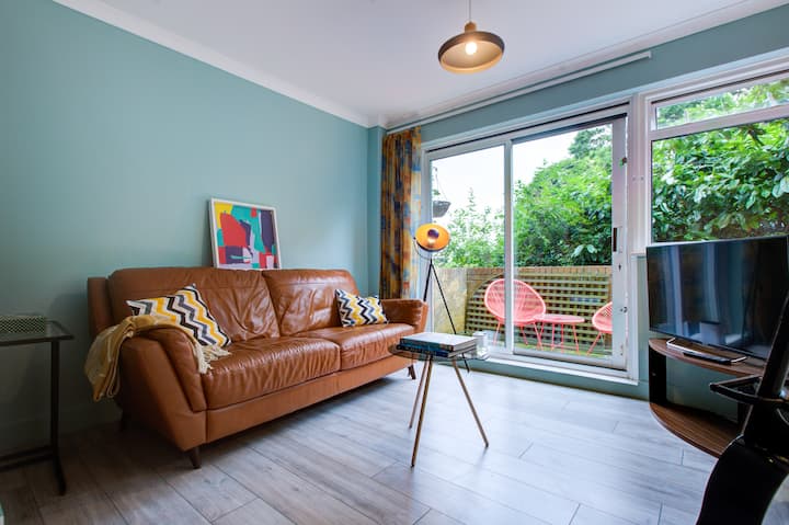 Stylish Quiet Garden Flat With Parking In Bromley - Bromley