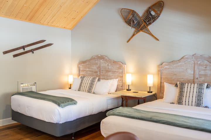 Shasta View Lodge | Cabin 4 - McCloud, CA