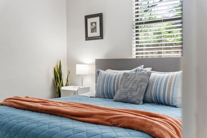 Modern Cottage-we Luv Pets/5 Mins To Uf/hospital - Gainesville, FL