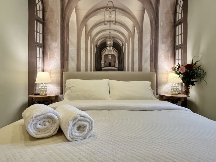 Tempurpedic•el Centro•250mbps•laundry•full Kitchen - Cuenca