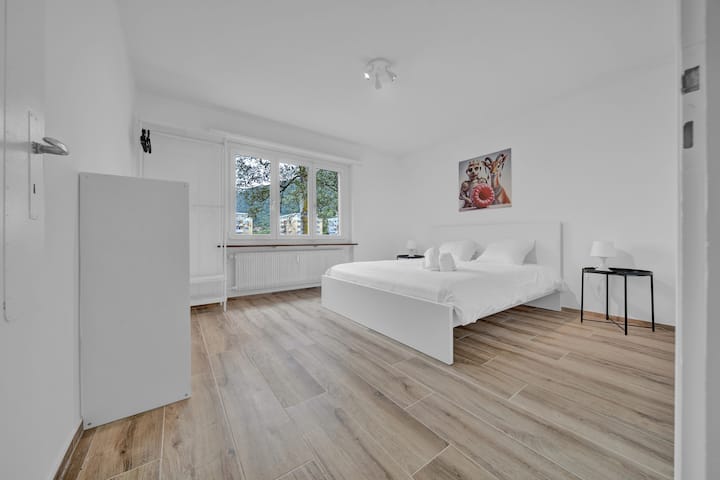(Pearl06a) Pearl Arbor Suites (Room6a) - Biel