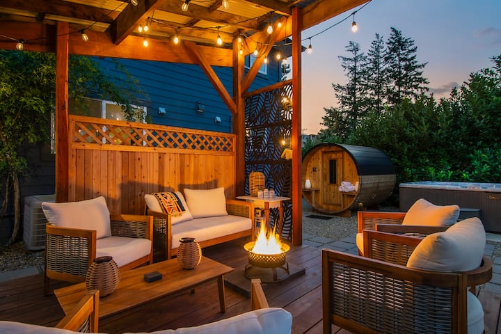 Sauna, Hot Tub, Cold Plunge Steps From Golf/lounge - Campbell River