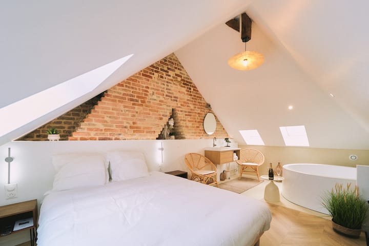 Elégante Maison, Jacuzzi, Home-cinéma, Proche Gare - Somme