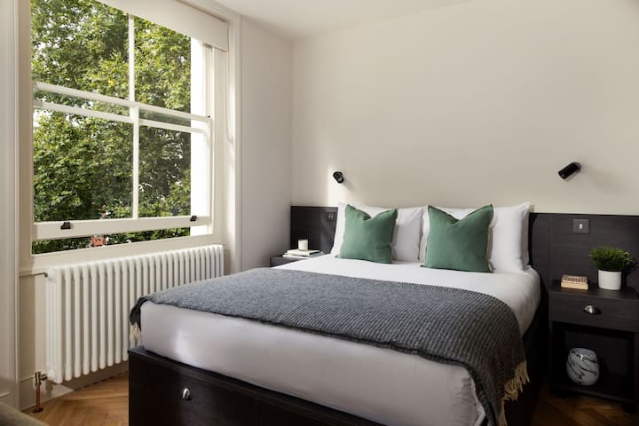 Fivem Notting Hill, Large Studio Apartment - London