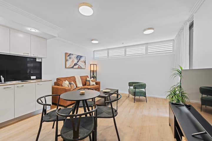 City Views In Heart Of Brisbane Cbd W/ Pool + Gym - Central Railway Station, Brisbane