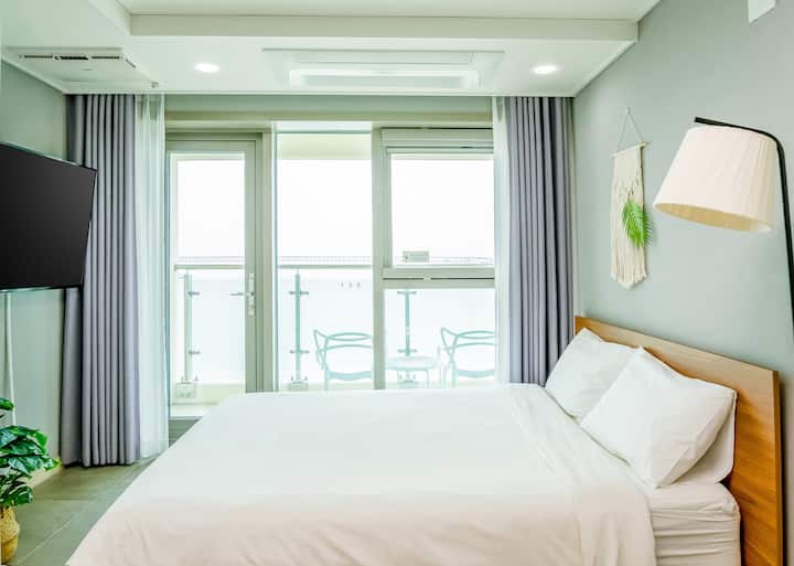 [Elmomento Gwangan]#광안대교정면뷰#넷플릭스#취사가능#해변10초#1004 - Busan