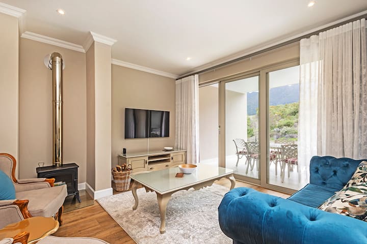 Cascade Modern 2 Bedroom - Franschhoek