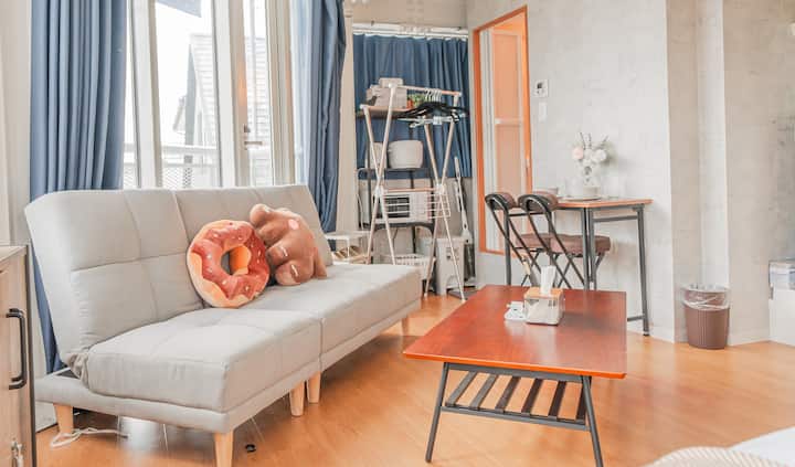 Convenience Store Downstairs 3rd Floor 5ppl Apt - Osaka, Japan