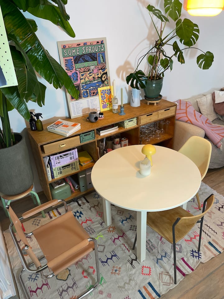 Schöne Altbauwohnung In München - Munich