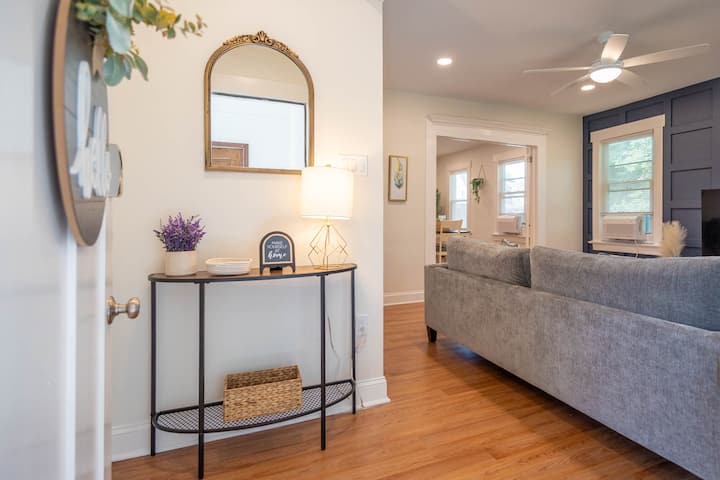 Modern 2 Br/1 Bath, Pets Ok, Park2cars, Laundry - Montclair, NJ
