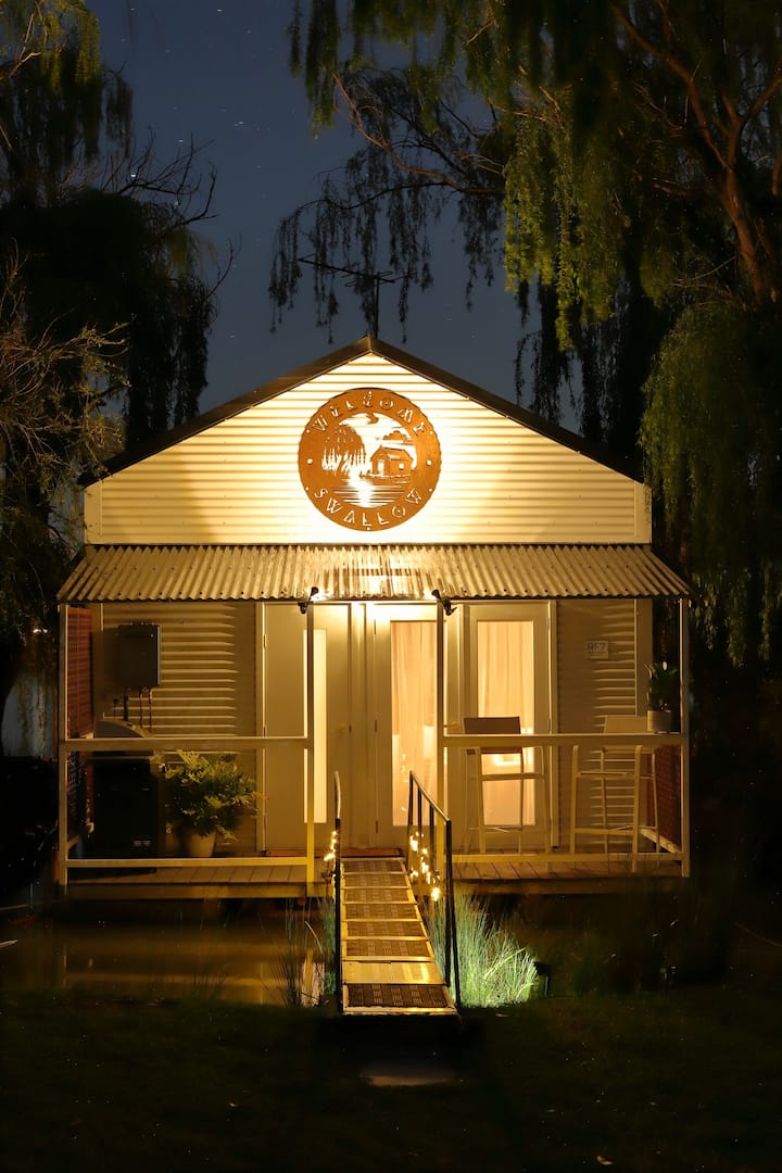 The Welcome Swallow | Floating River Tiny Home - Murray Bridge