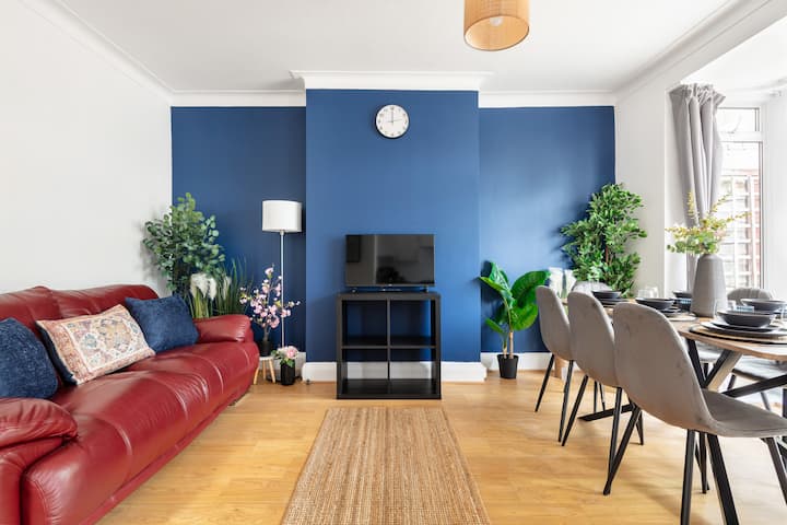 9 - 4 Br Family Home - Wembley Stadium Views - London