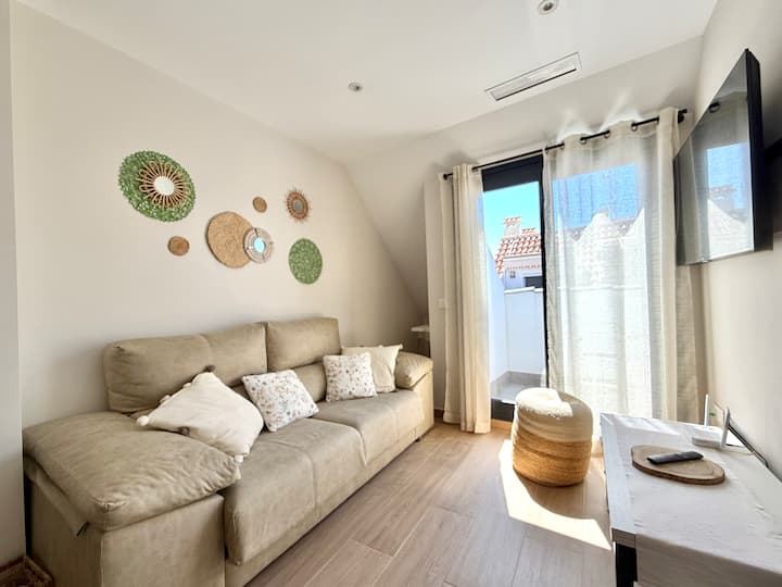 Luna Holidays City Center And Beach Penthouse - Fuengirola