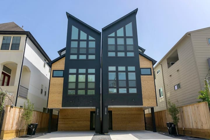 14br/14ba Modern Skyline Retreat | 2 Houston Homes - Houston, TX