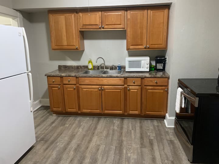 2 Bedroom Bates Hendricks Apt - 印第安納波利斯